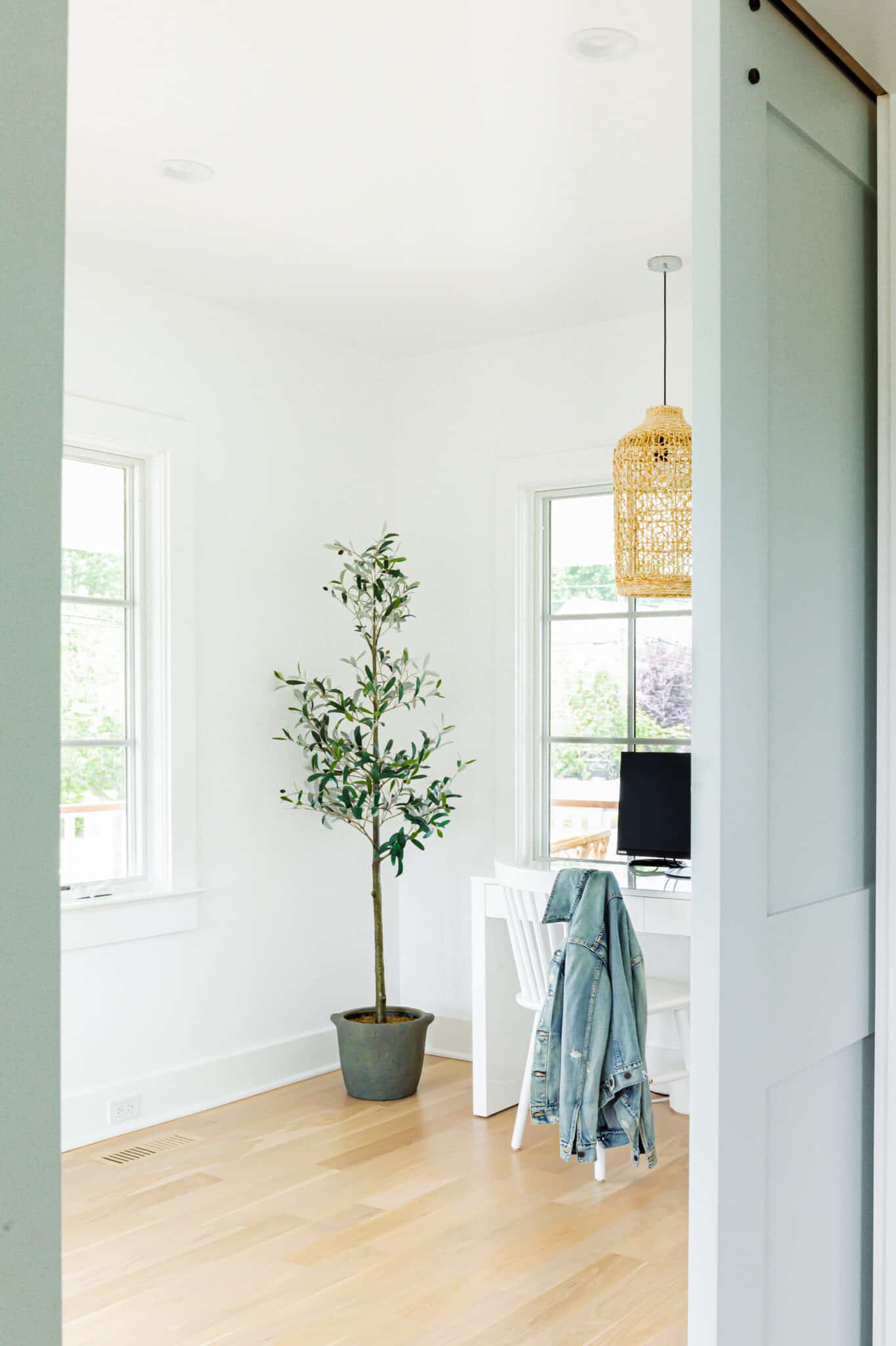 "The Quincy Lift" - Coastal interior design project - GLDESIGN