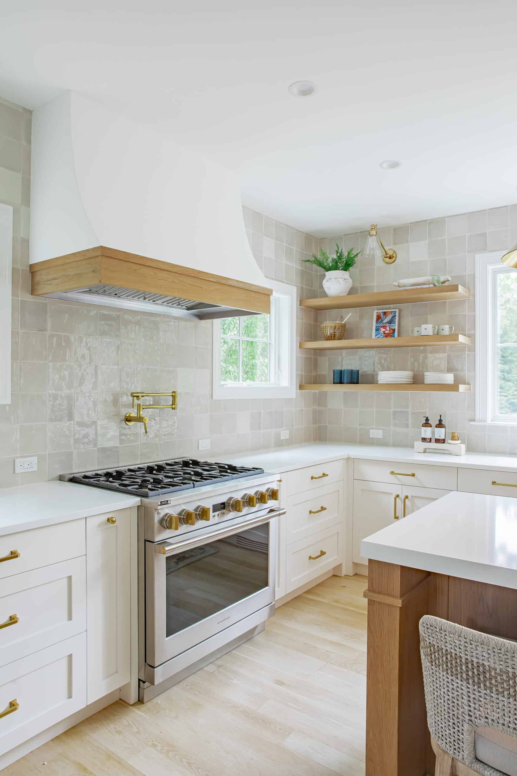 "Kitchen Bonanza" - Coastal Interior Design - GLDESIGN